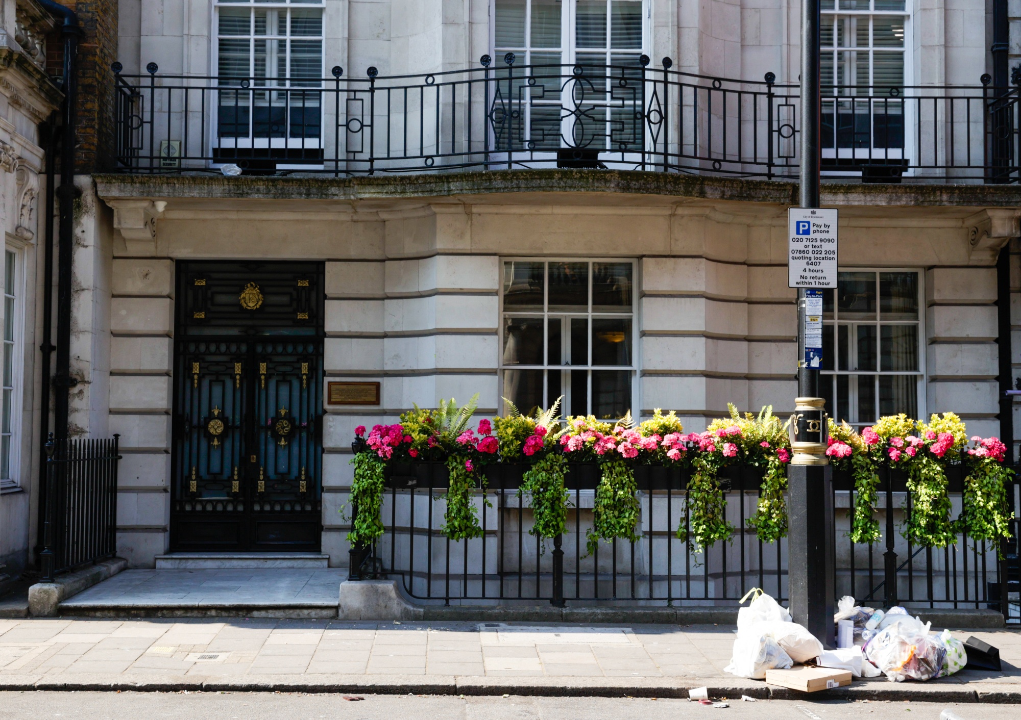 Odey Vacates Mayfair Headquarters as Hedge Fund Disintegrates - Bloomberg