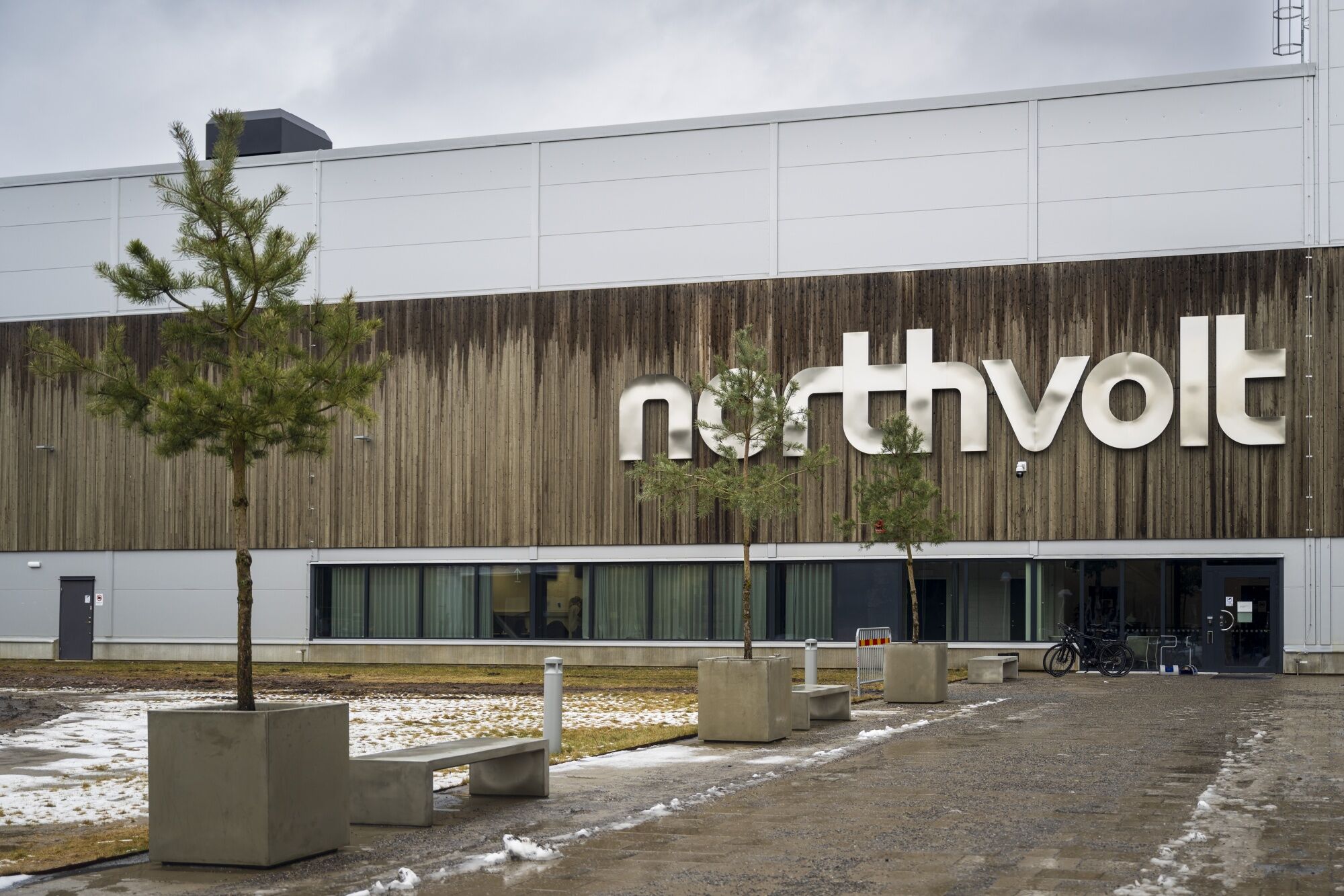 EV Slump Prompts Battery Maker Northvolt to Review Growth Plan - Bloomberg