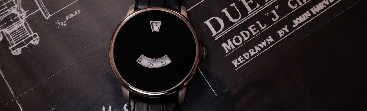 A Vintage Car Guru Releases an Engine-Inspired Watch - Bloomberg