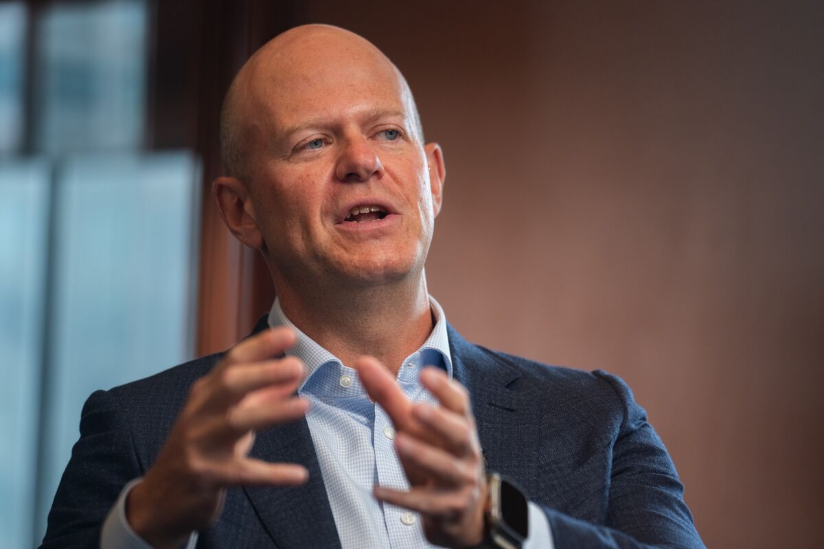 Katherine Burton - Journalist Profile - Intelligent Relations