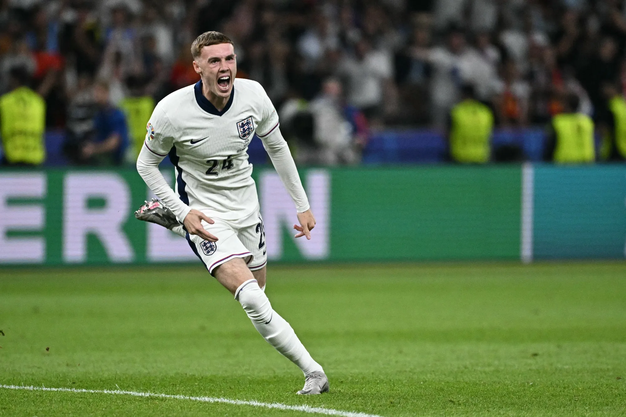 Premier League Season Opens: Picking My English Football Team With a ...