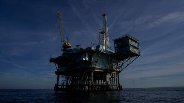 Watch Oil Traders Wait for US Response to Attacks - Bloomberg