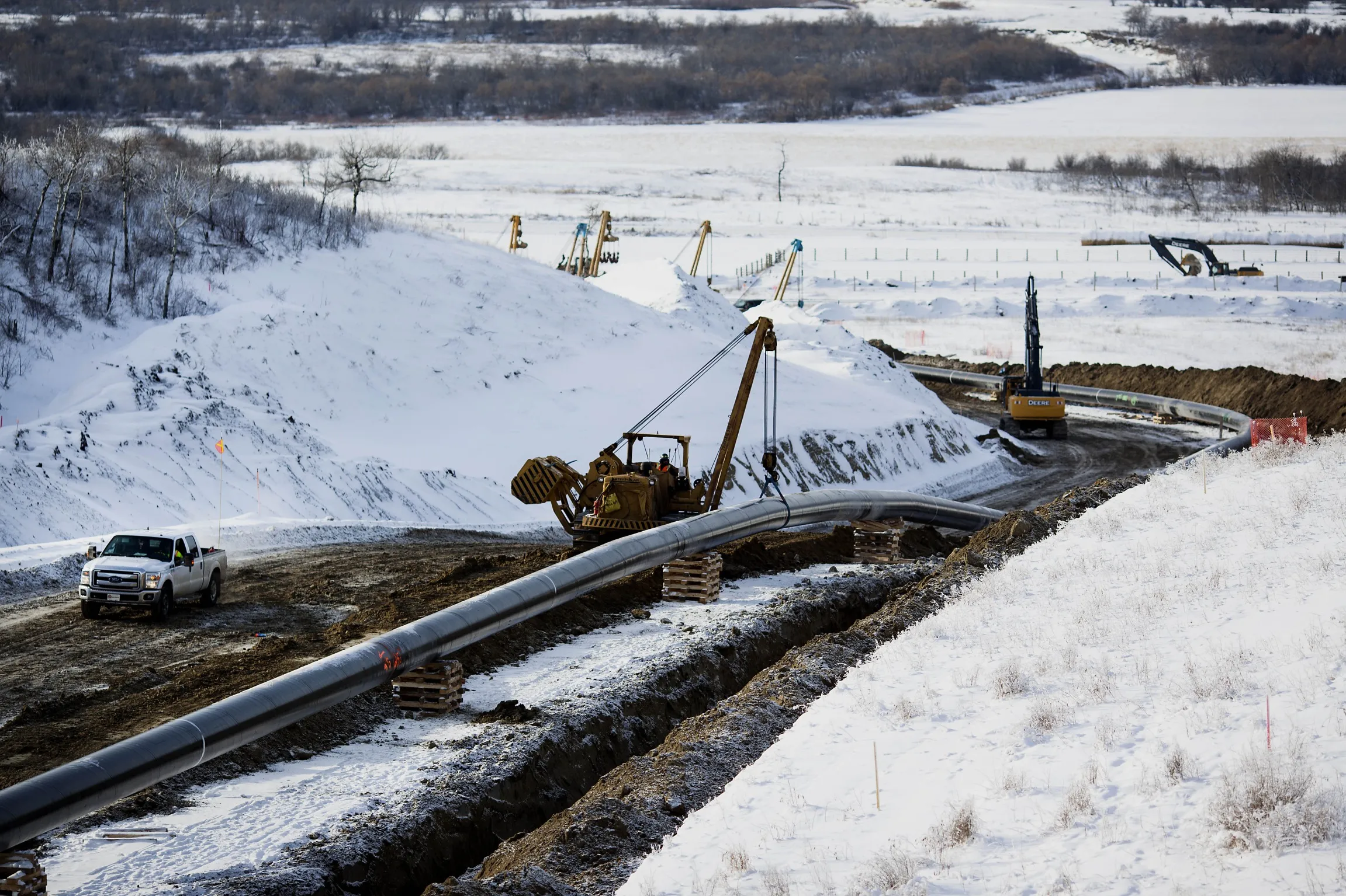 Enbridge Counters Claim `Air Barrels' Sent Through Pipeline - Bloomberg