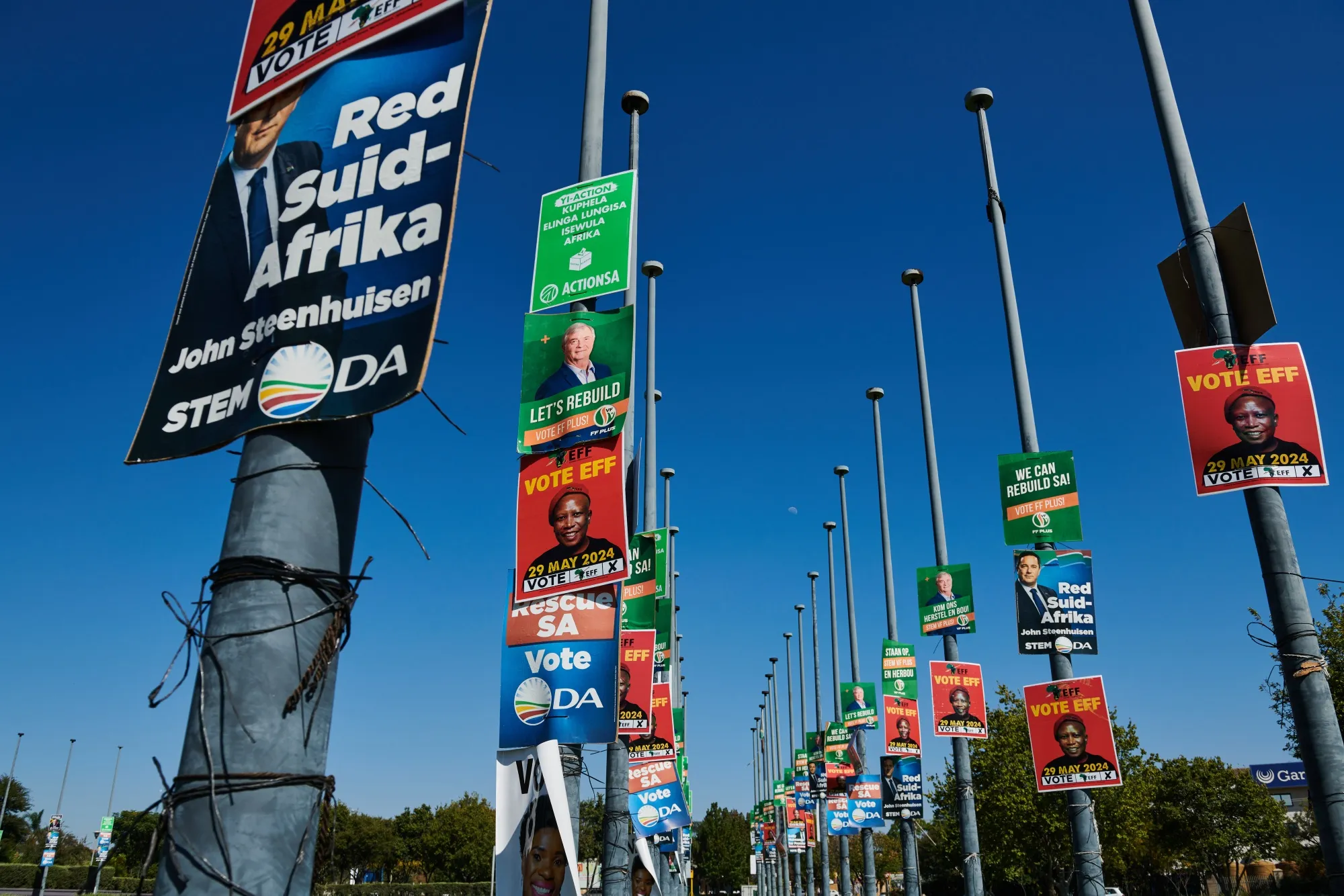South Africa Elections: Investors Expect ANC-IFP Coalition - Bloomberg