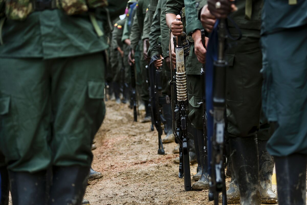 Ex-Guerrilla Leaders Return to War in Colombia - Bloomberg