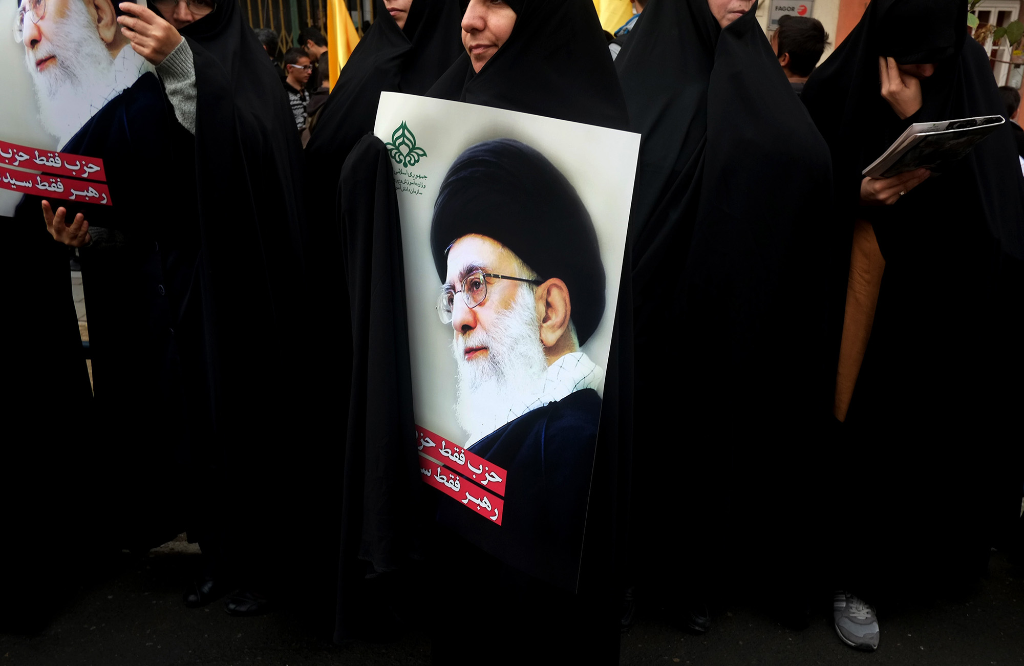 Trump and Khamenei: Very Rational and Very Cool - Bloomberg