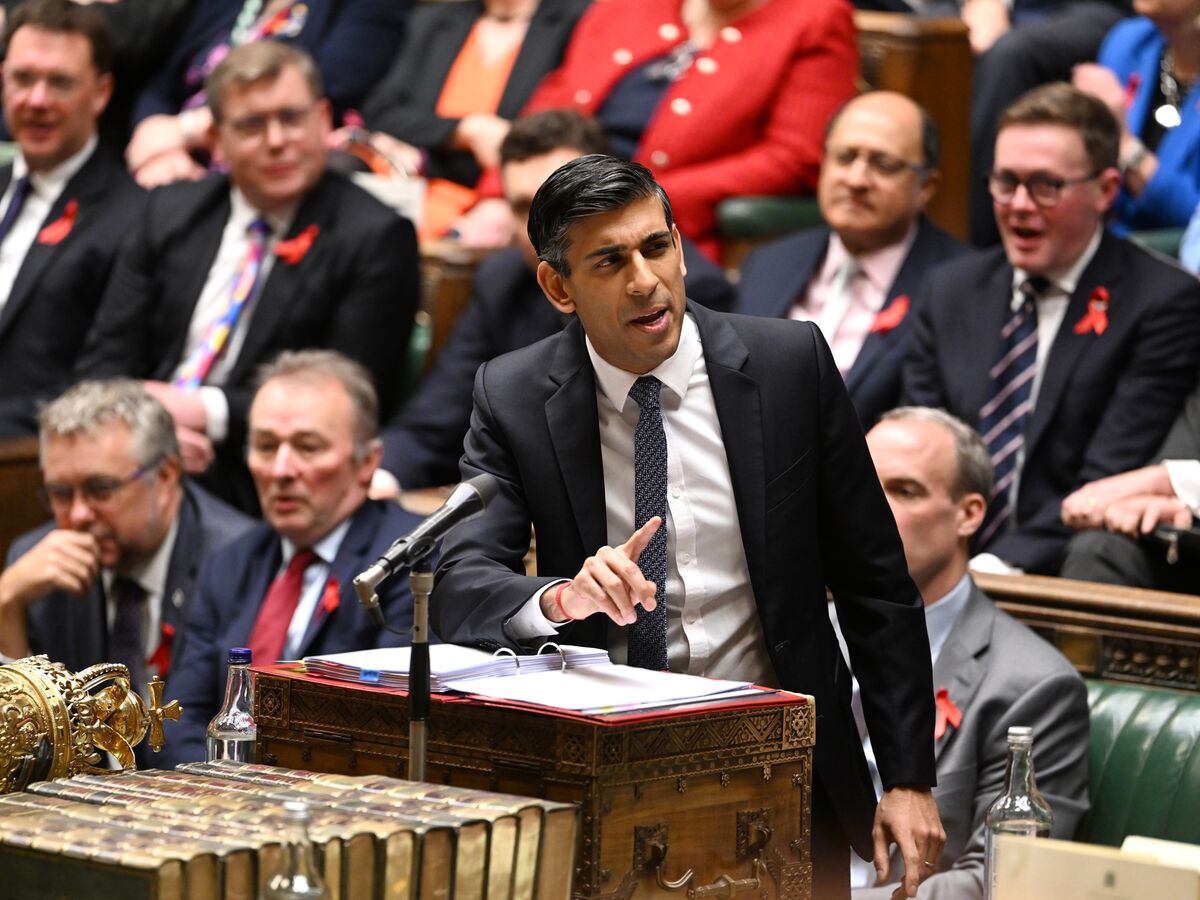 UK Tory Party Donations Sink to Lowest in Over Two Years - Bloomberg