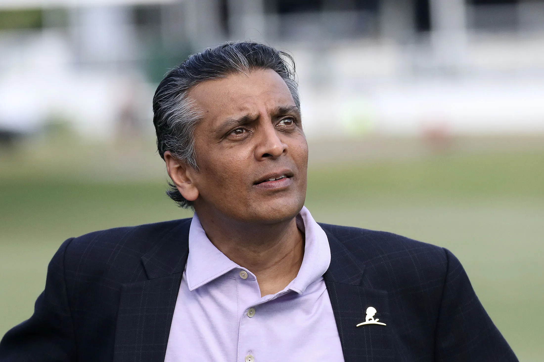 FedEx (FDX) to Cut Global Management Jobs by More Than 10%, CEO Says ...