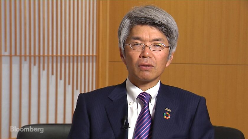Japanese Banks Must Persist With Consolidation, New Lobby Head Says ...