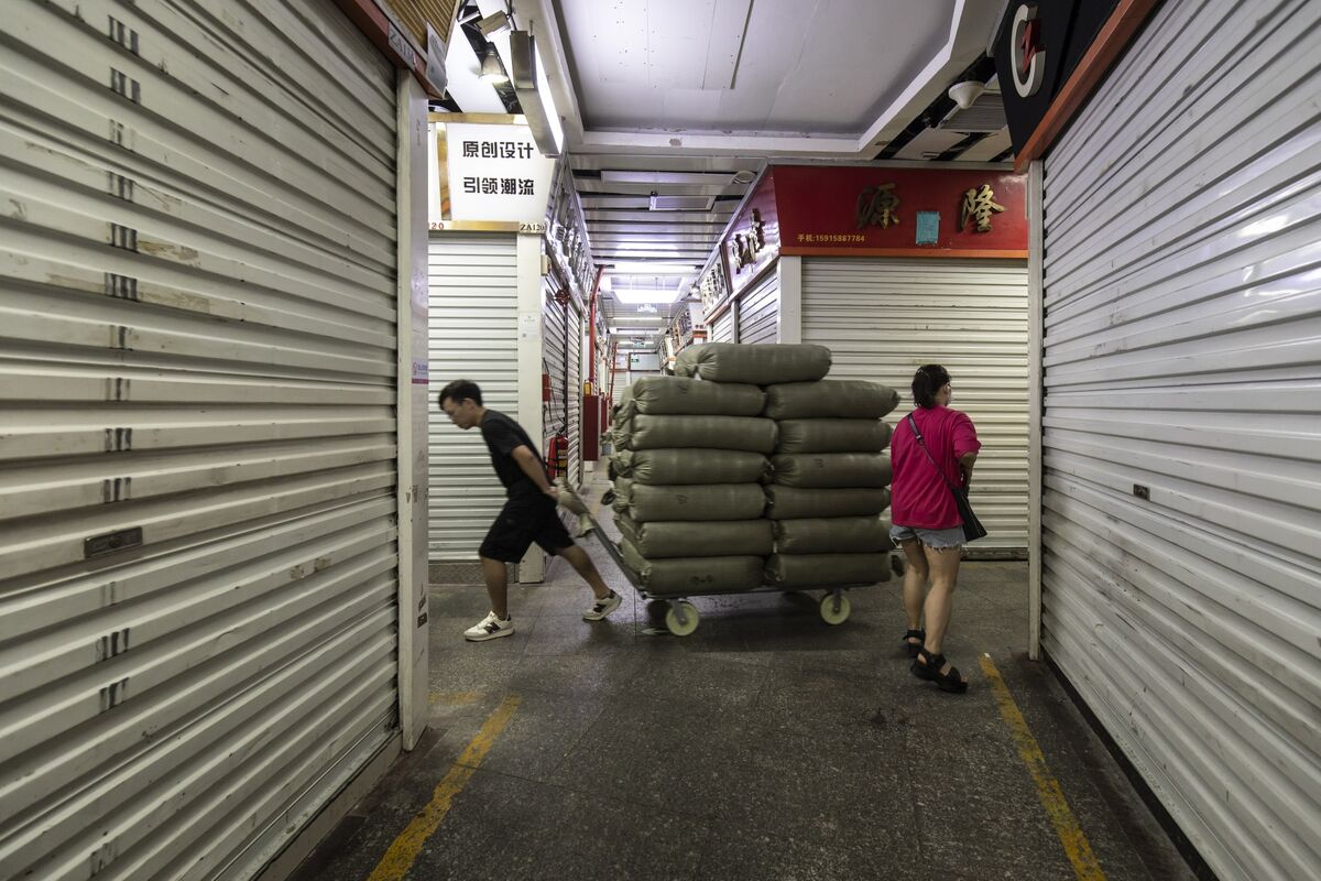 China's Manufacturing Activity Contracts Again Amid Gloomy Outlook for ...