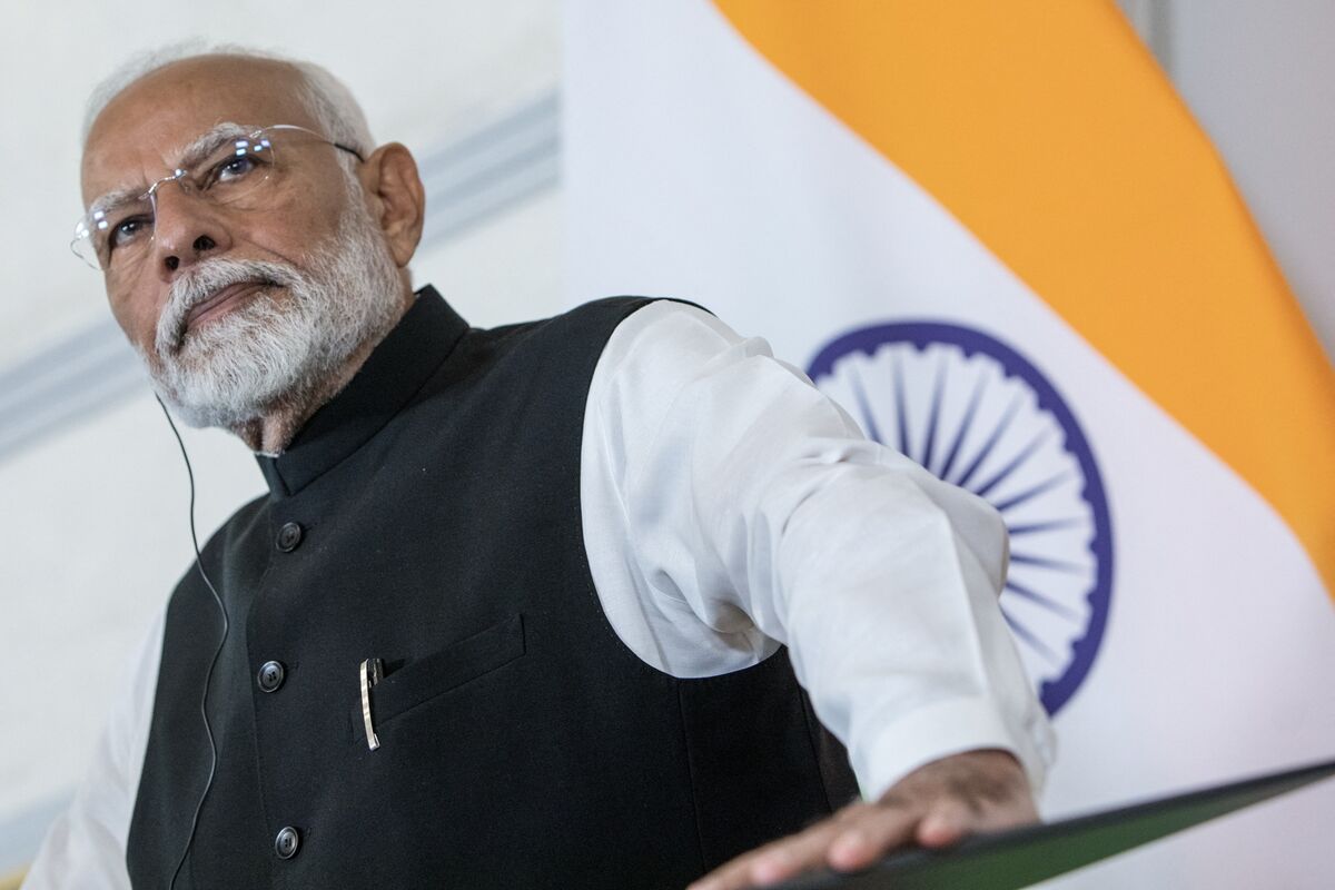 Modi Says India Wants Sustainable Growth as Economic Risks Rise - Bloomberg