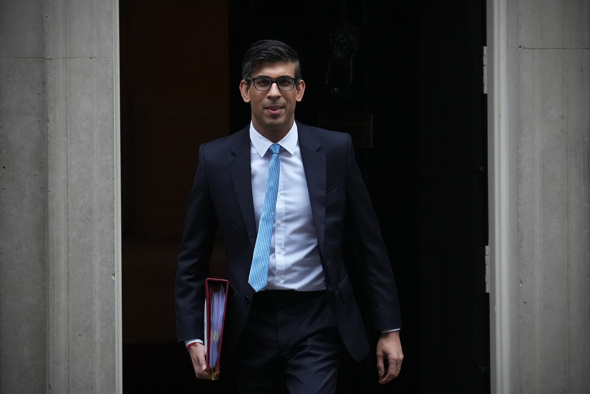 Are Britain's Tech Dreams Powered By Hot Air? - Bloomberg
