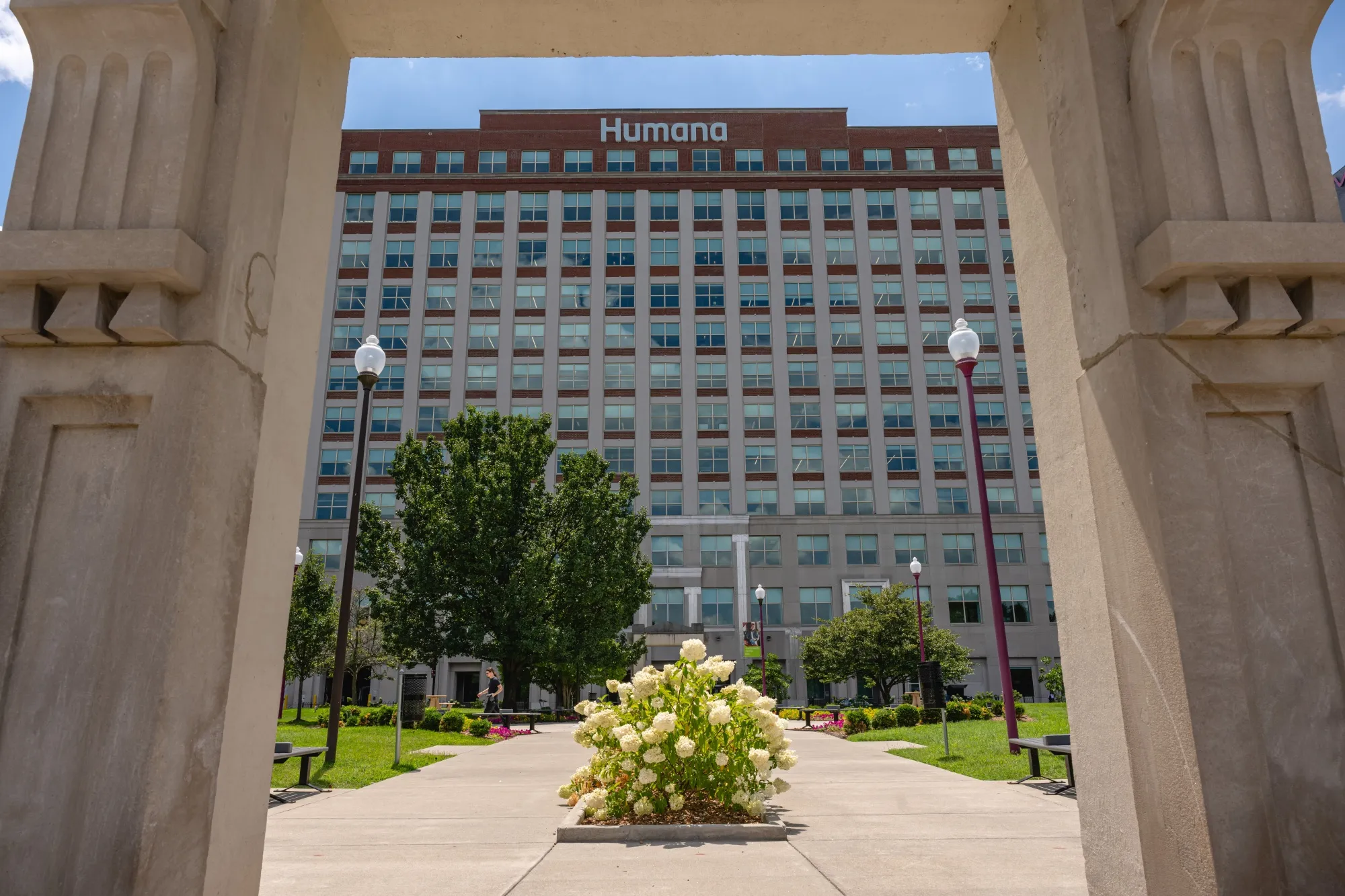 Humana (HUM) Disbands Board’s Executive Committee Amid Cigna (CI ...