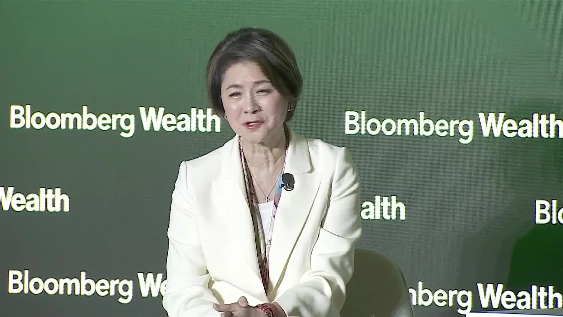 Watch UBS World's Biggest Wealth Manager on Asia Outlook - Bloomberg
