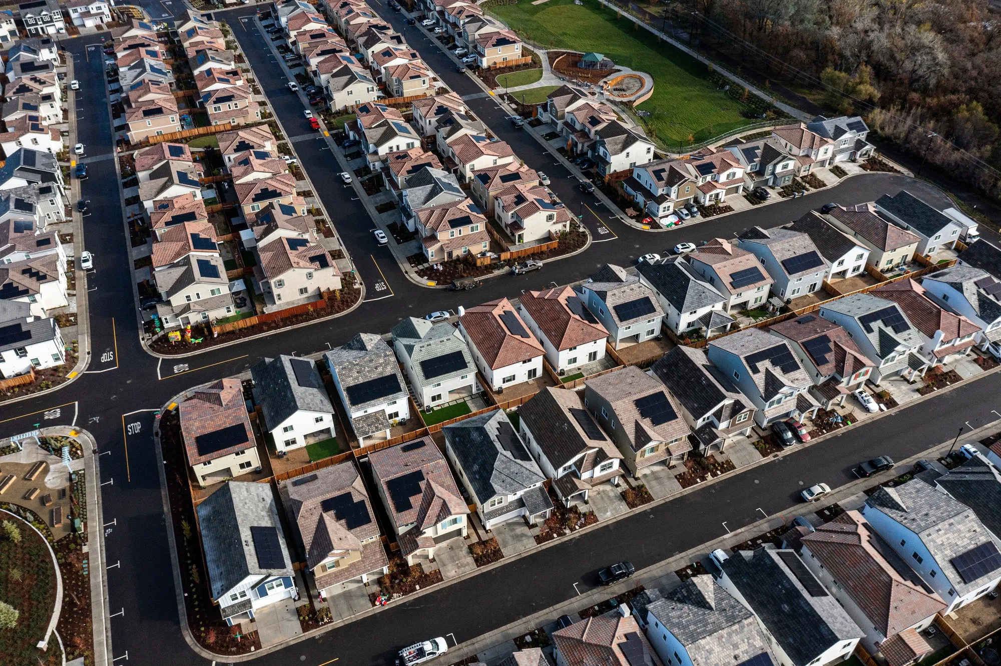 US New-Home Sales Unexpectedly Rise, Showing Some Stabilization - Bloomberg