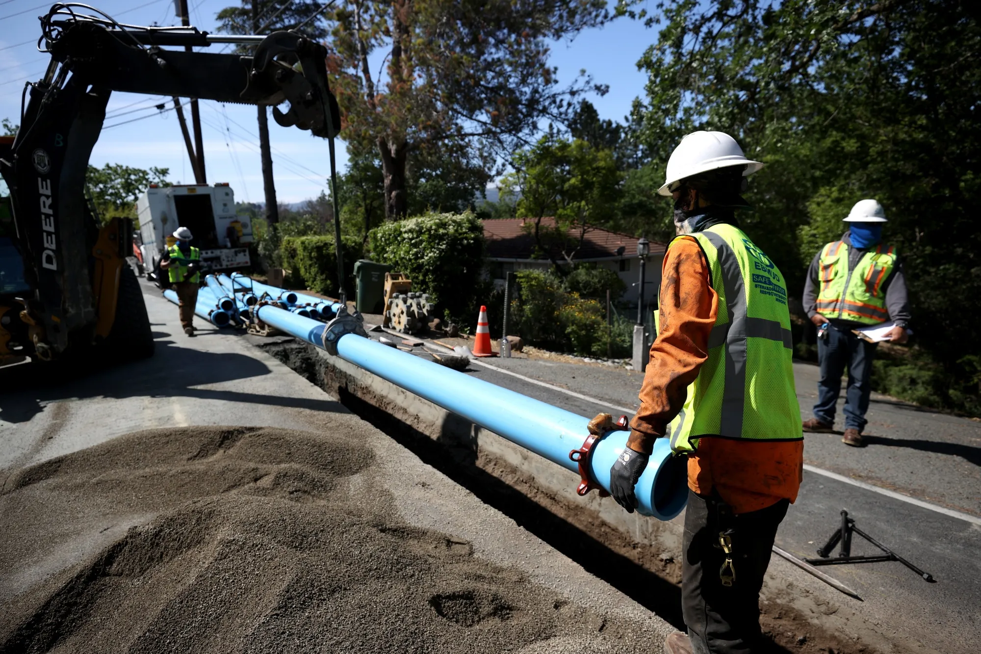 EPA Pushes for Replacement of All Lead Water Pipes in 10 Years - Bloomberg