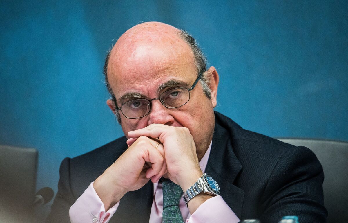 ECB’s Guindos Says He Expects to Complete Term at Central Bank - Bloomberg ECB’s Guindos Says He Expects to Complete Term at Central Bank - Bloomberg