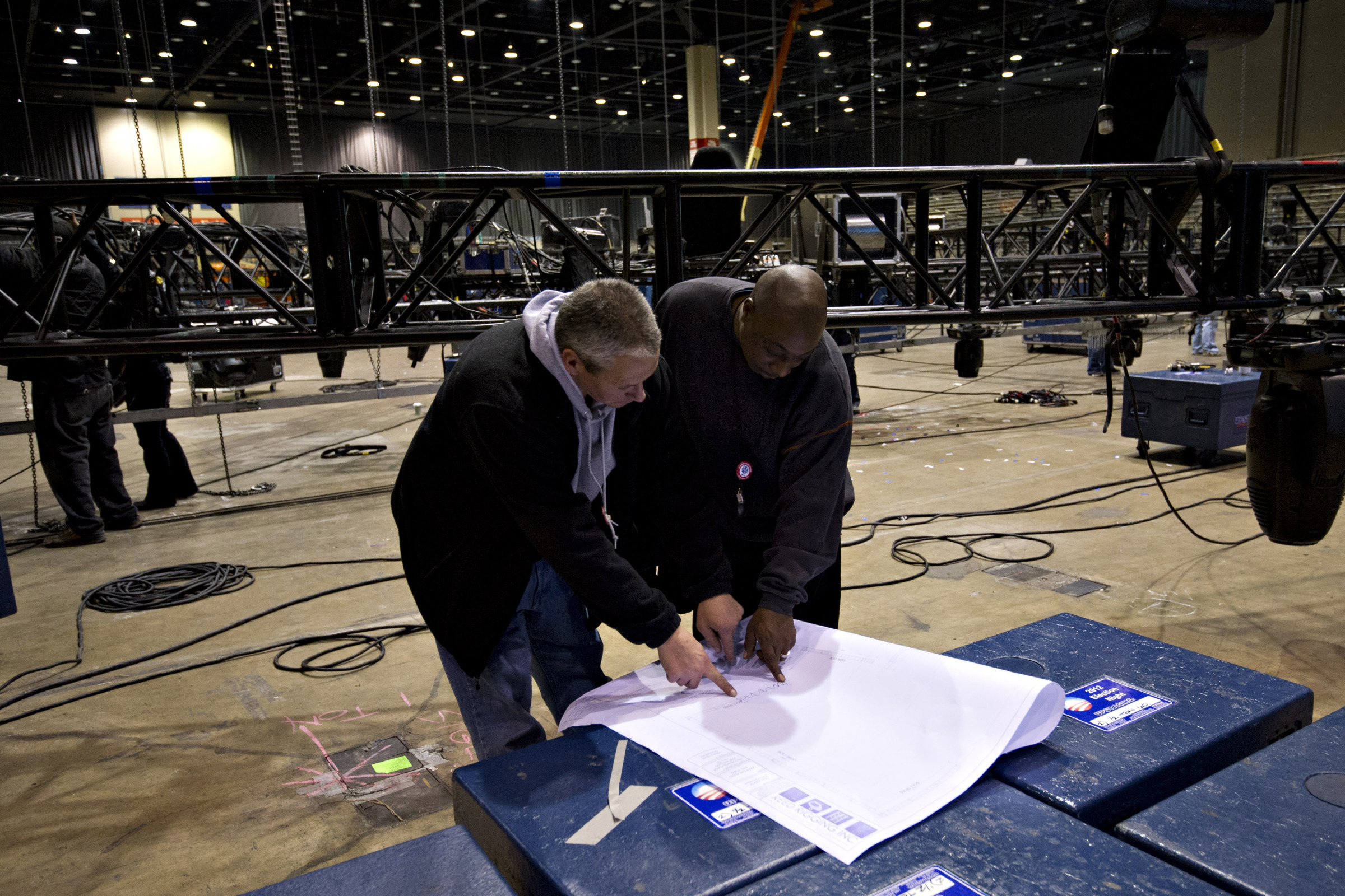 Hollywood Stagehands Union IATSE to Resume Talks on New Contract in ...