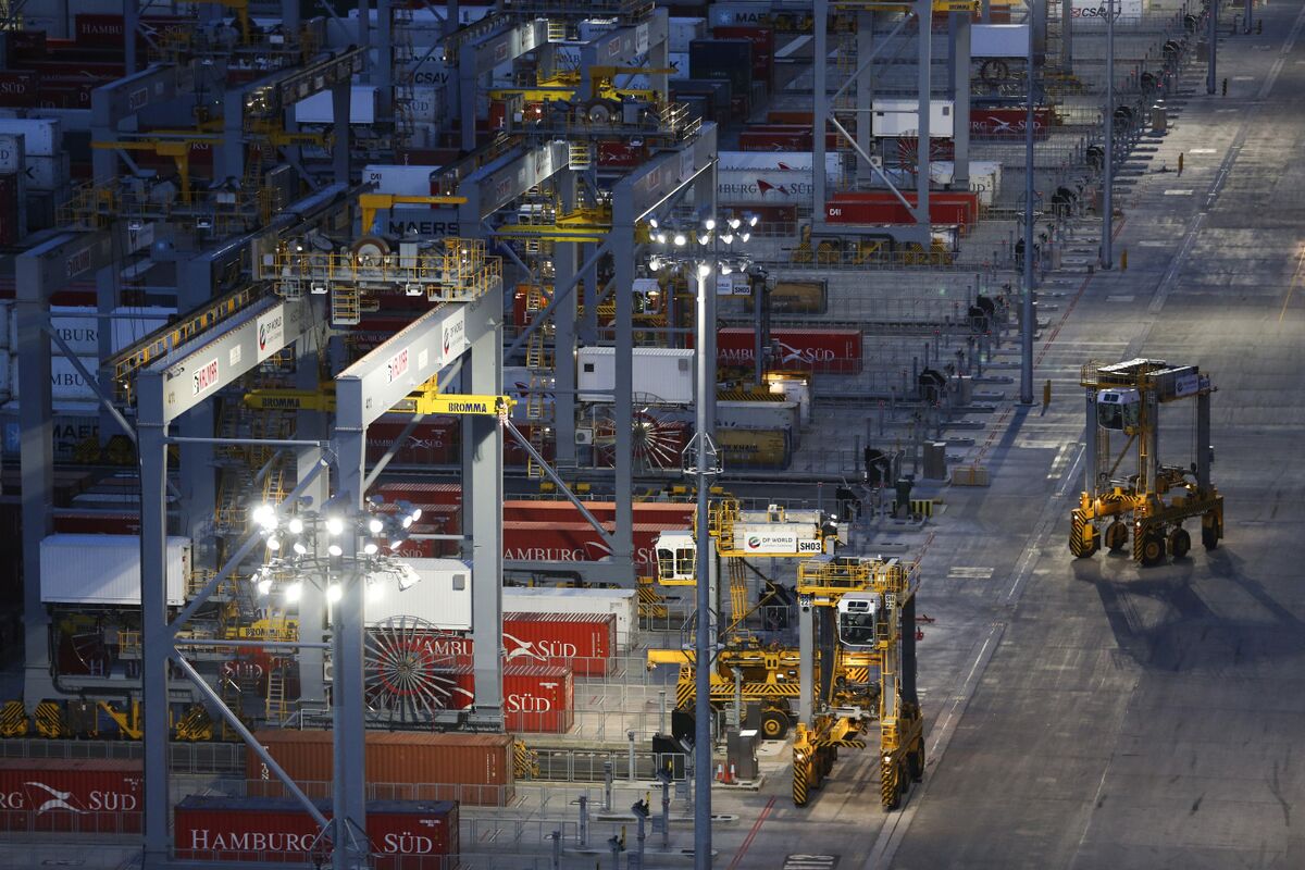 DP World Sees Key Role for Once-Isolated State in Port Strategy - Bloomberg