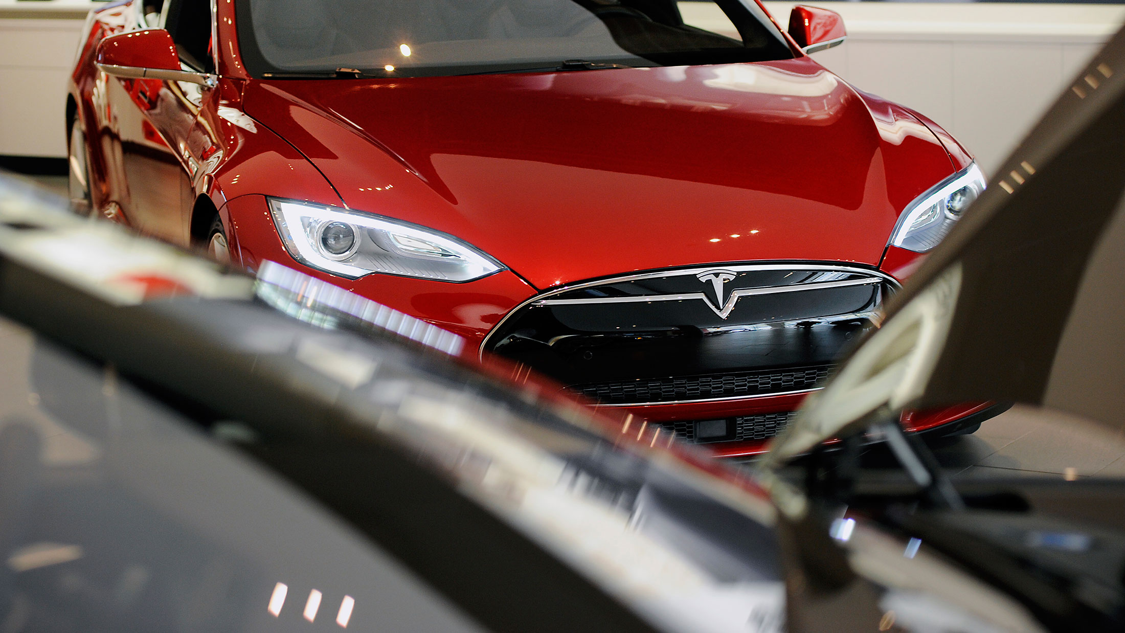 Tesla Hosts Lobby Group Shunned by Ford Over Climate Stance - Bloomberg