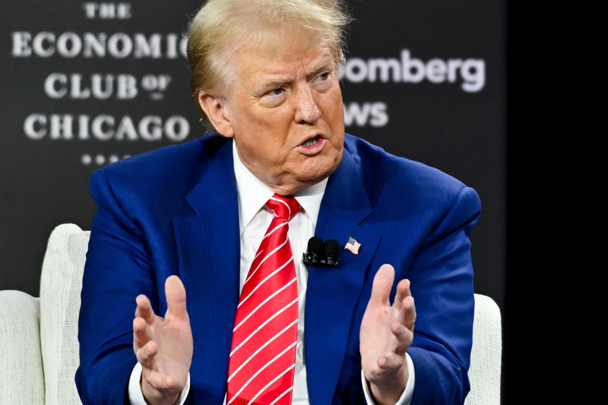 Trump Sinks the Funding Bill, Pushing US Toward a Shutdown - Bloomberg