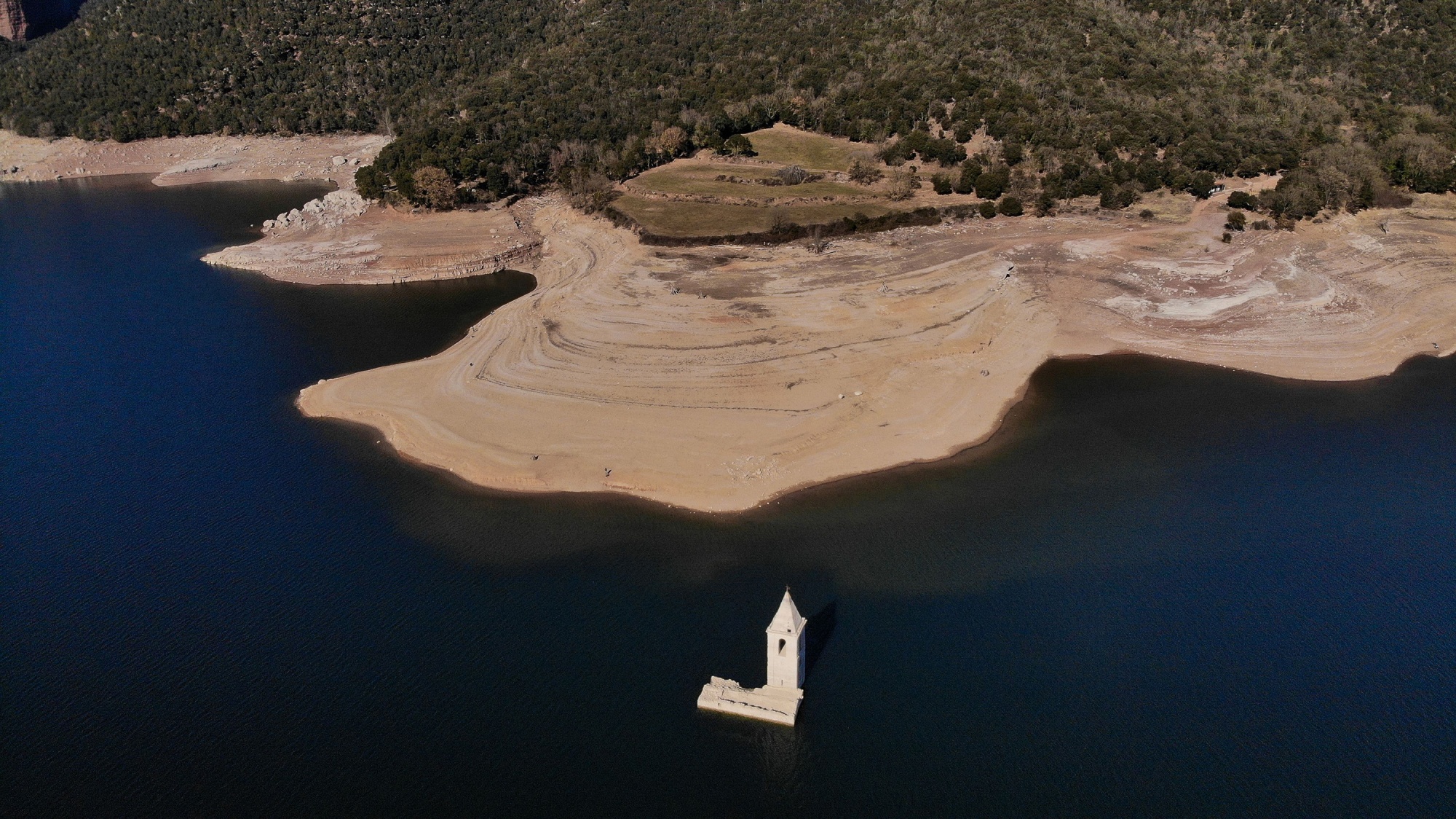 Spain Reservoirs Dropping to 44% of Capacity Spur Drought Worry - Bloomberg