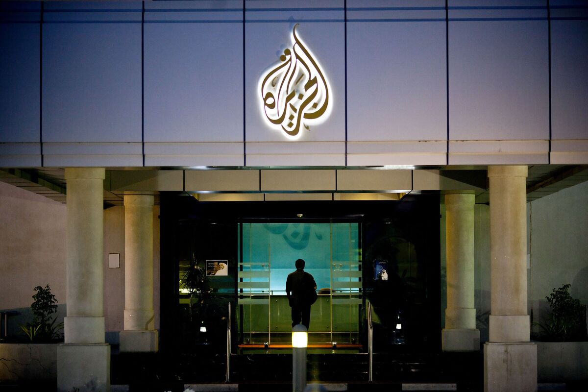 Bahrain, Egypt Block Al Jazeera Websites Amid Qatar Dispute - Bloomberg