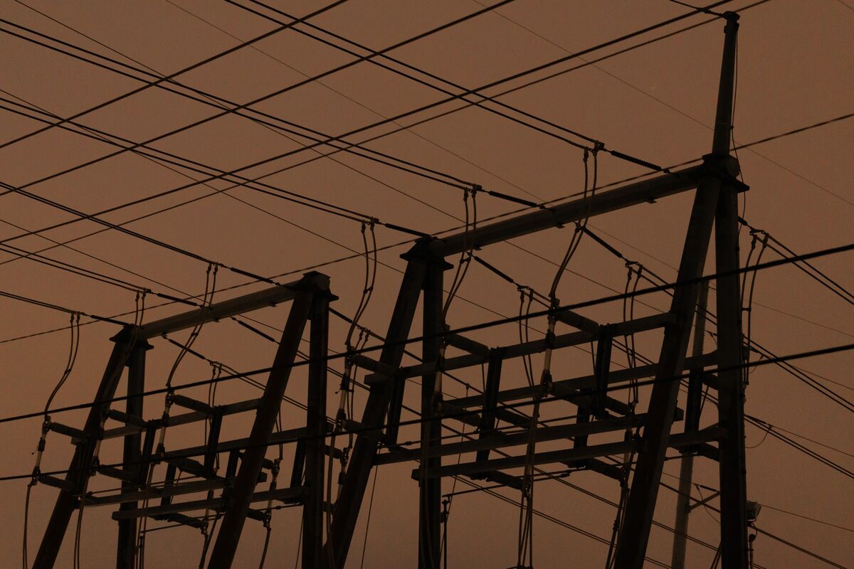 US Power: Electricity Is Becoming a Big Deal in Politics - Bloomberg