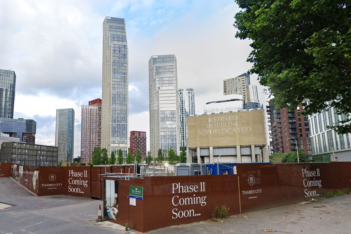 Evergrande Tycoon’s Ex-Wife Spent Millions on Homes as Firm Sank ...