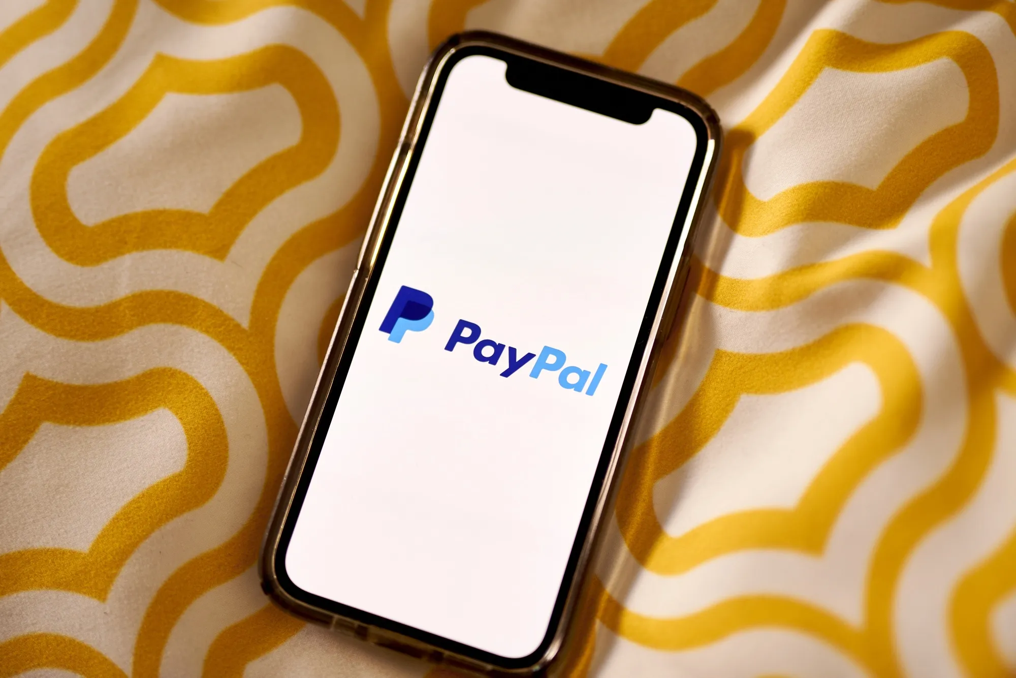 PayPal (PYPL) Extends Buy-Now, Pay-Later Push With Installment Loans ...