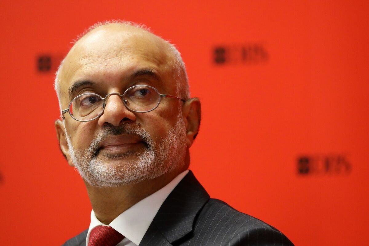 DBS CEO Piyush Gupta’s Total Pay Last Year Rises to $11.4 Million ...