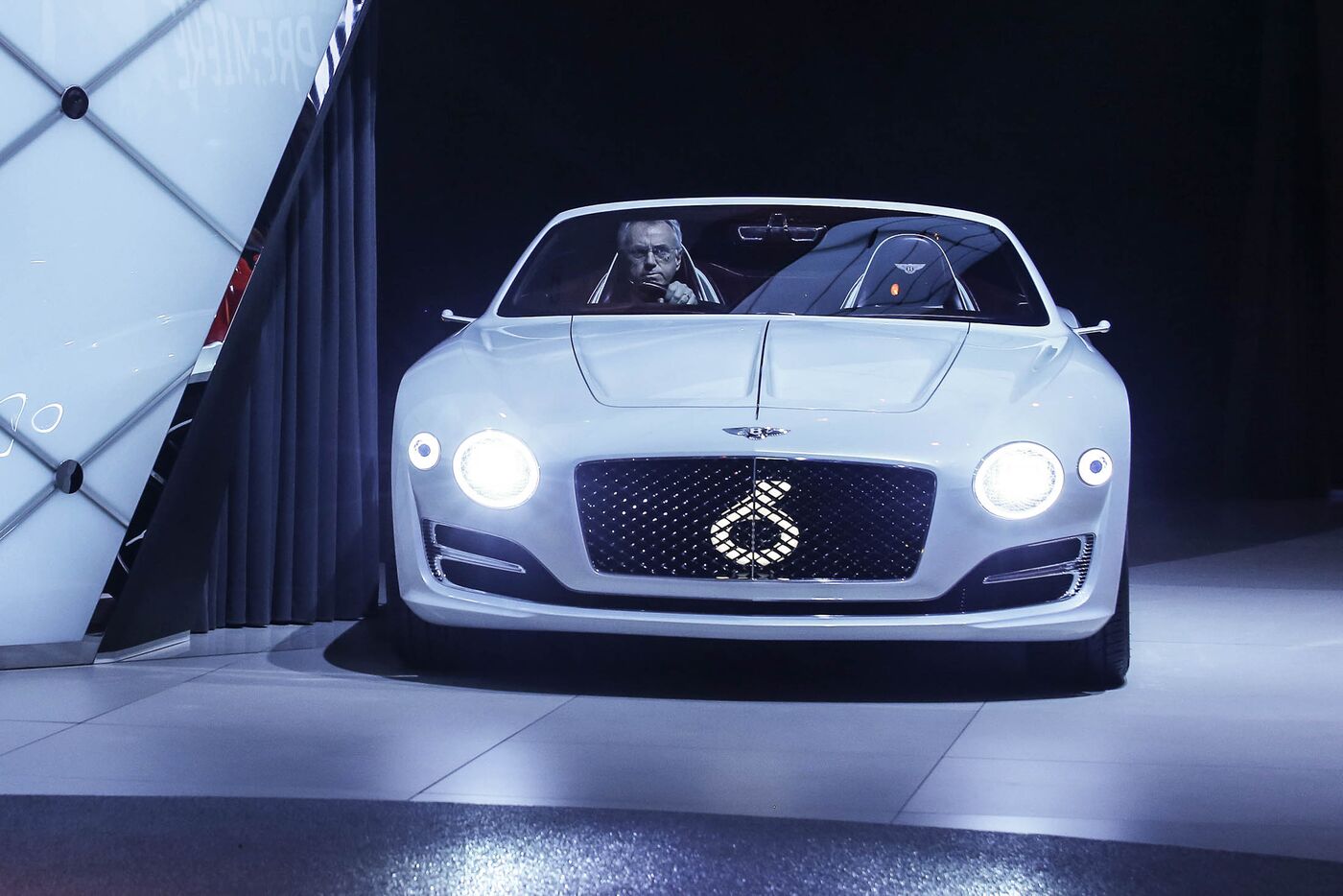 Bentley’s First-Ever, Electric Concept Car Is a Luxury Fever Dream ...
