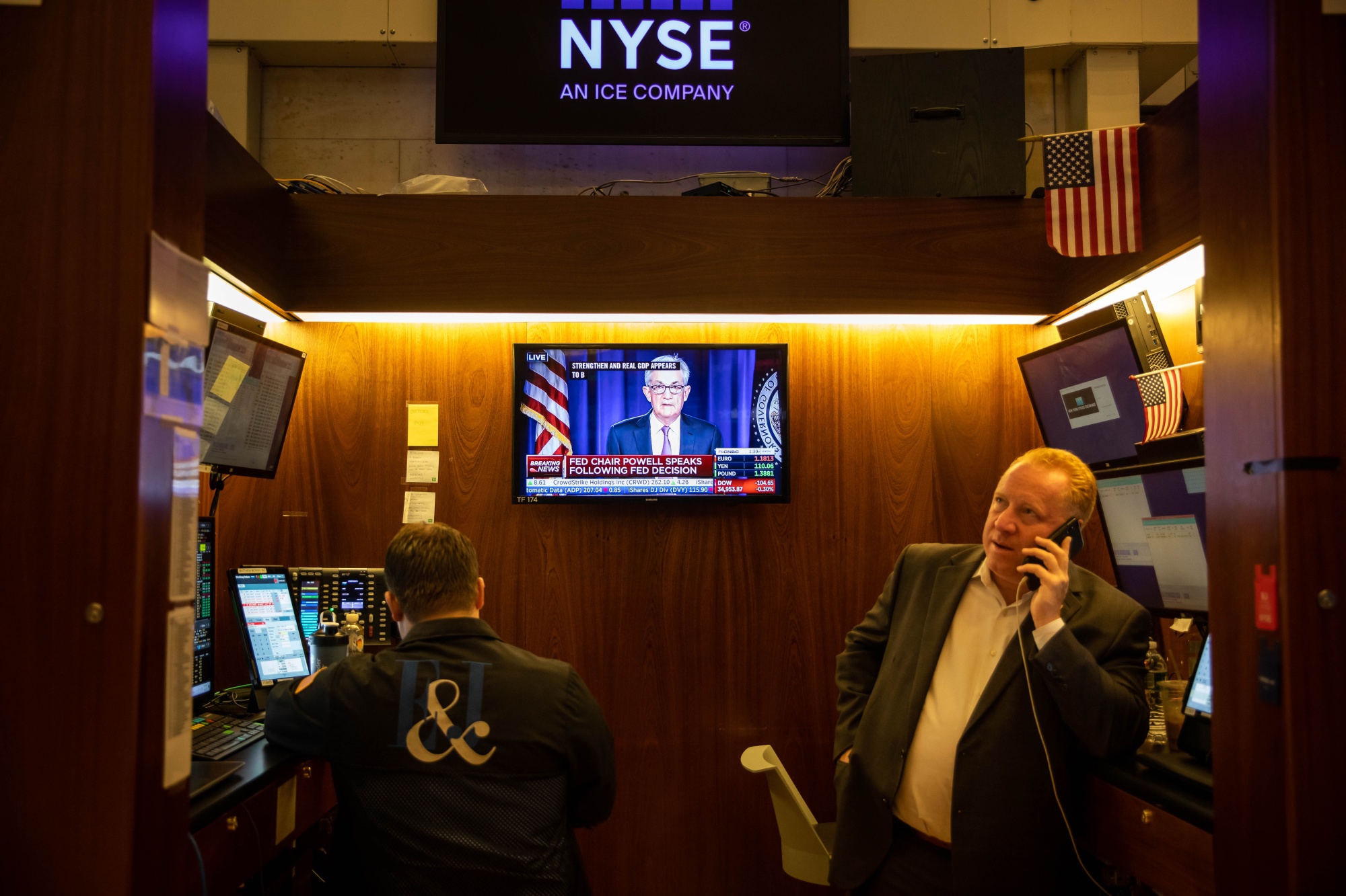 ｢悪魔の交渉｣、FOMC声明と議長会見に揺れる－識者コメント - Bloomberg