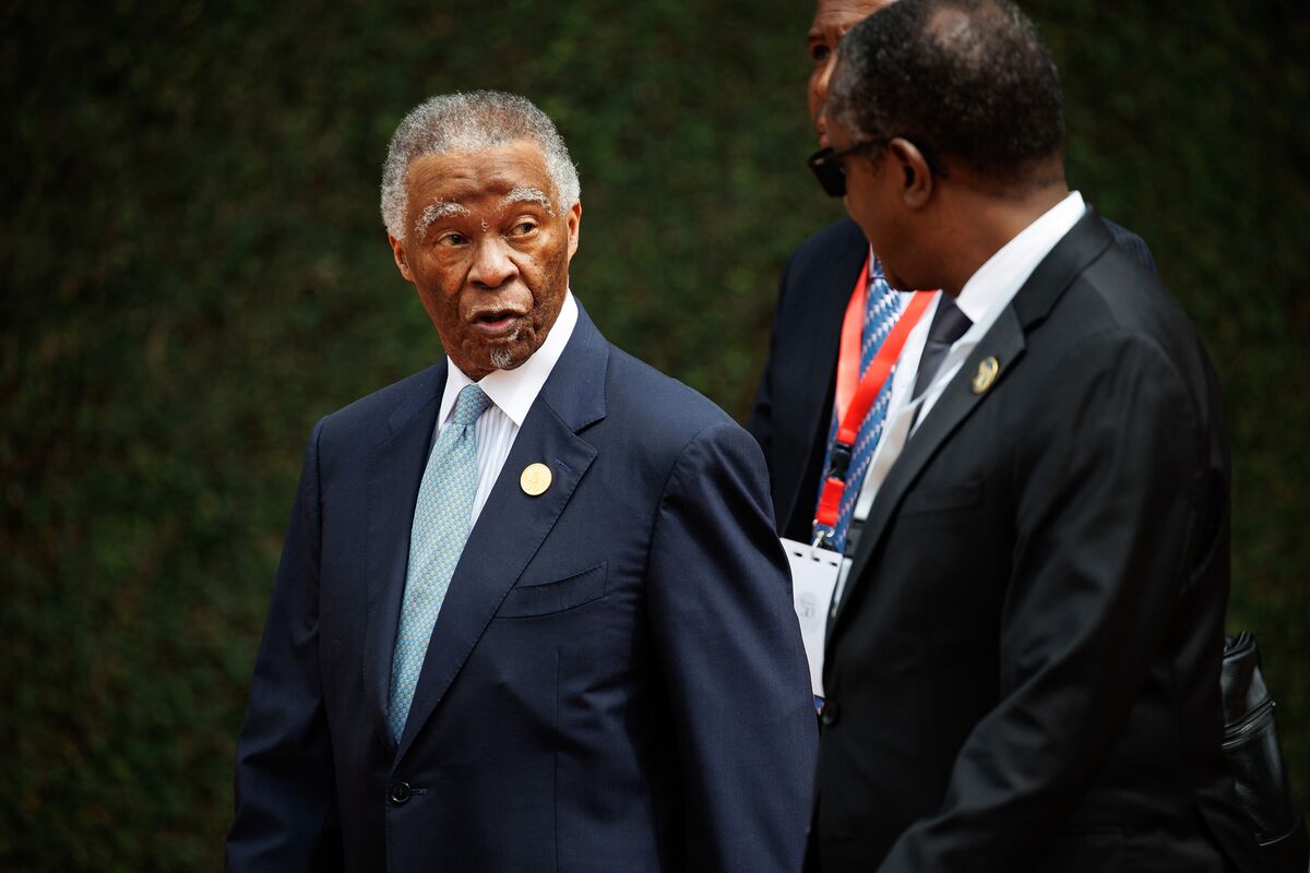 Nelson Mandela’s Successor Thabo Mbeki Says He’s Target of Apartheid ...
