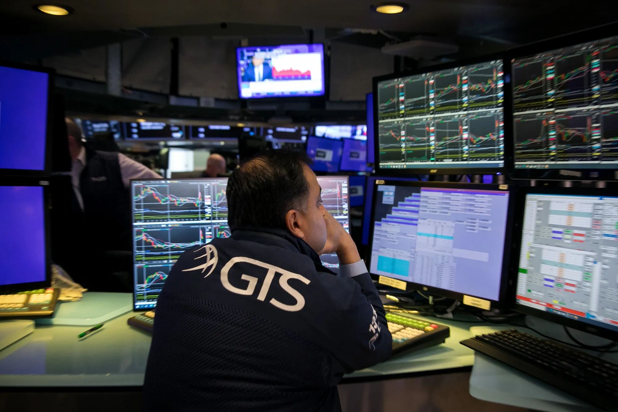 Stock Market This Week: S&P 500, Nasdaq Finish Higher - Bloomberg