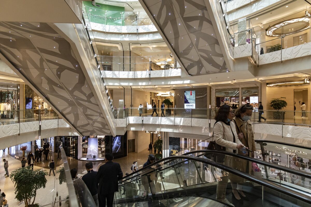 China GDP: Growth Bounces Back as People Spend Again - Bloomberg