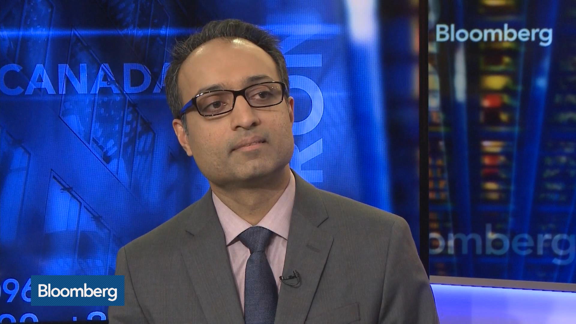 Watch Finding Opportunities in Bond Markets - Bloomberg