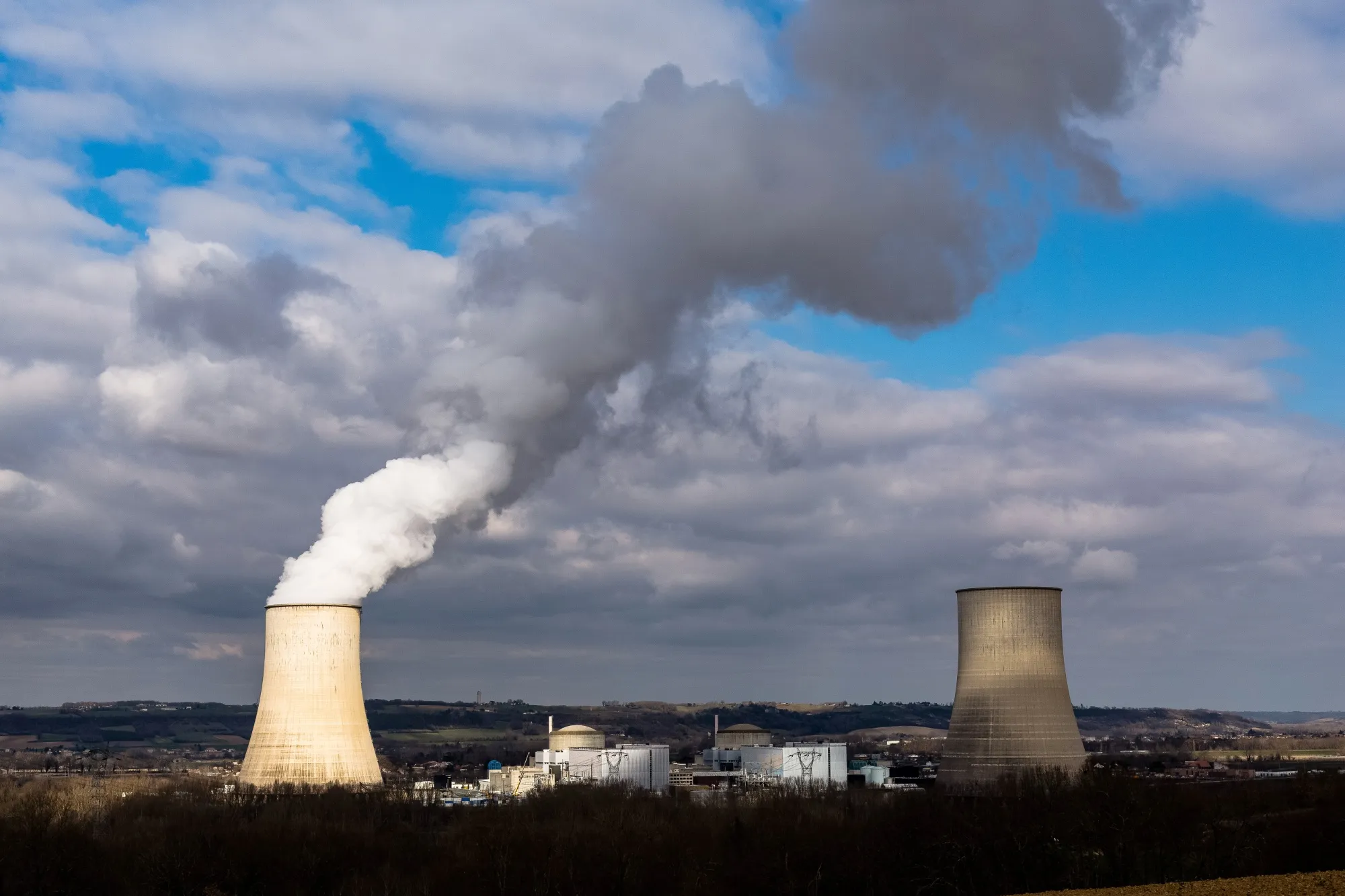 French Winter Power Twice as Pricey as Germany’s on Nuclear Woes ...
