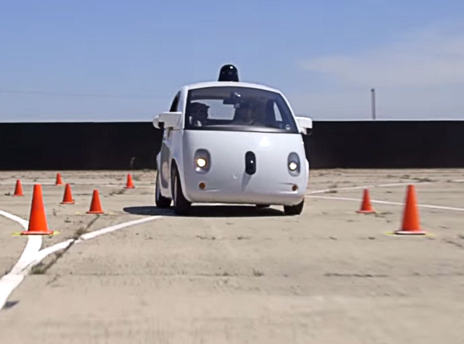 Google's Self-Driving Cars Hit the Open Road This Summer - Bloomberg