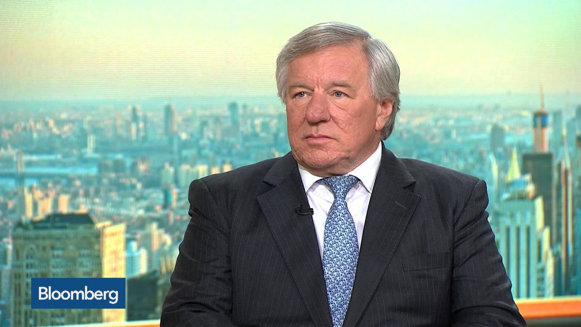 Watch Martin Gilbert Sees More Asset Management Consolidation - Bloomberg