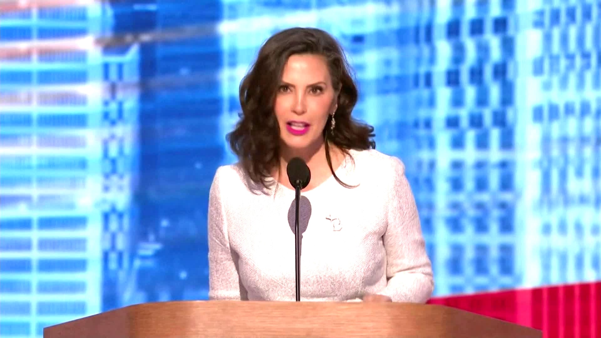 Watch Michigan Governor Gretchen Whitmer: Kamala Harris 'Is Us' - Bloomberg