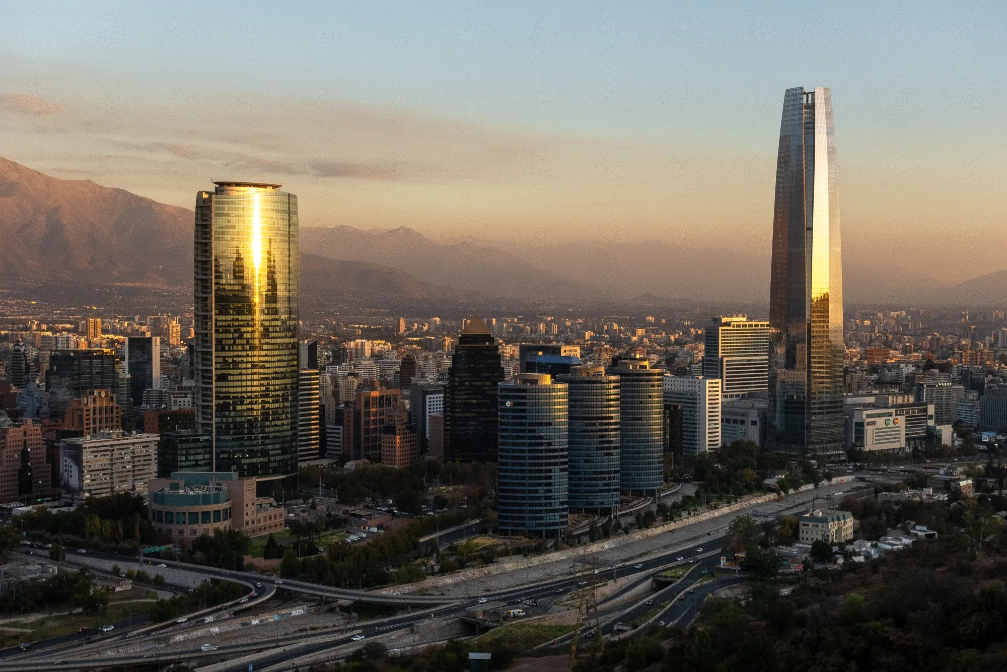 Foreign Investors Exit Chilean Local Government Bonds - Bloomberg