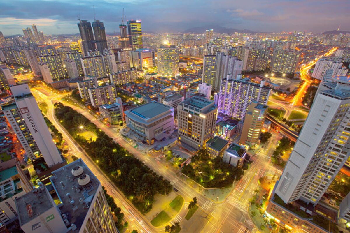 Seoul’s Tech Startups Look Overseas - Bloomberg