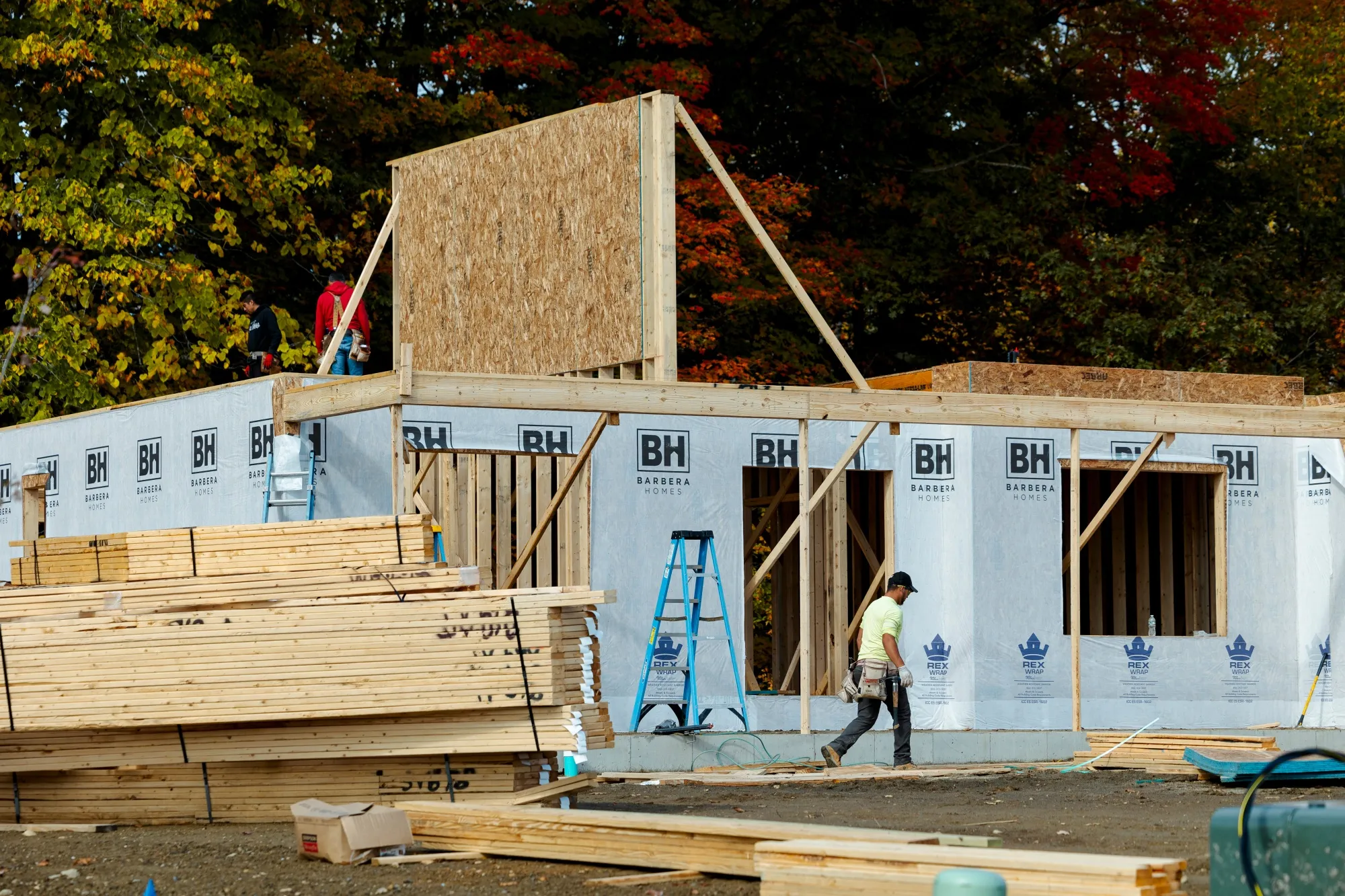 Squeezed Homebuilders Are Bad News for the Housing Market - Bloomberg