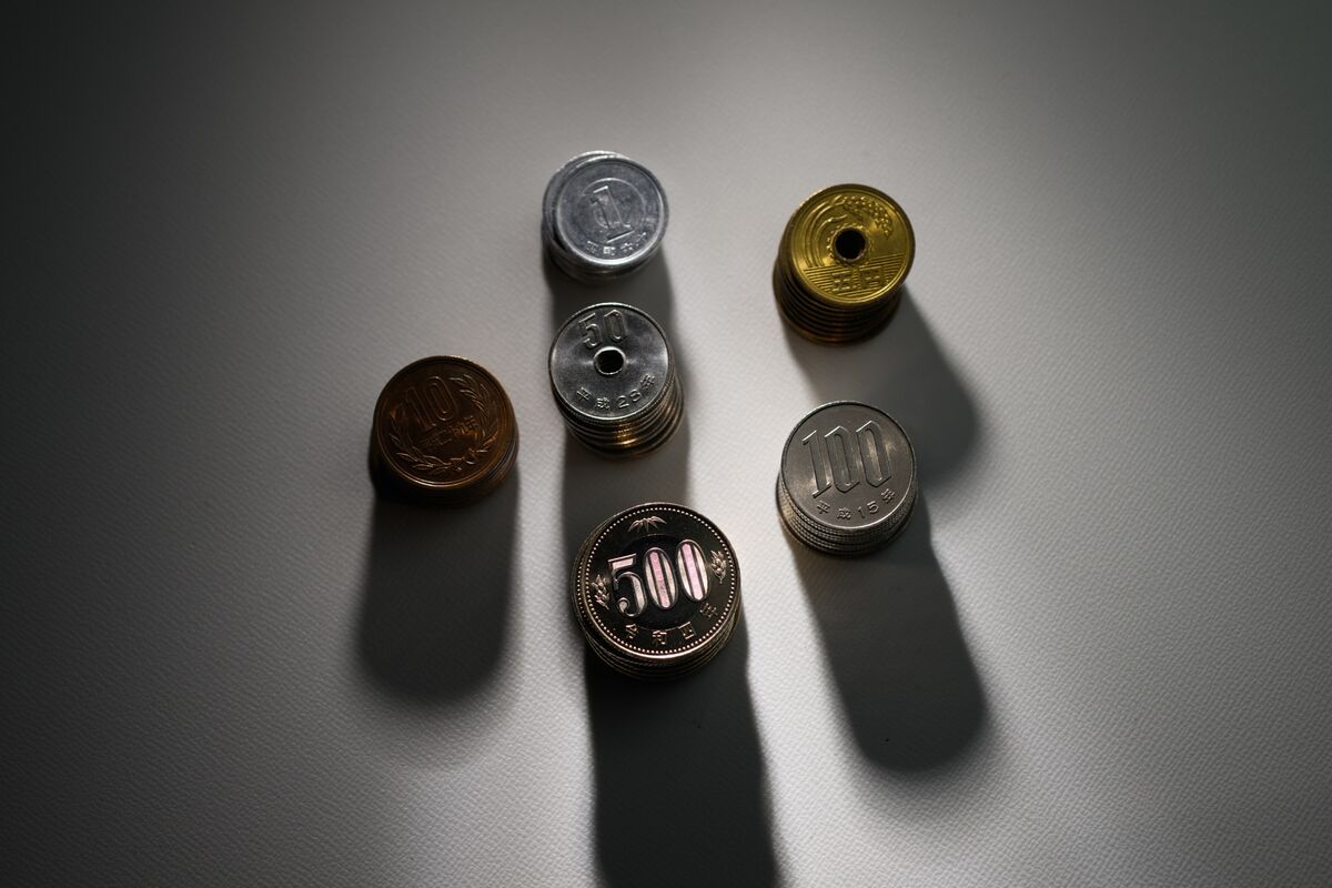 Yen Bears May Come Roaring Back After BOJ Stands Pat: Watchers - Bloomberg Yen Bears May Come Roaring Back After BOJ Stands Pat: Watchers - Bloomberg