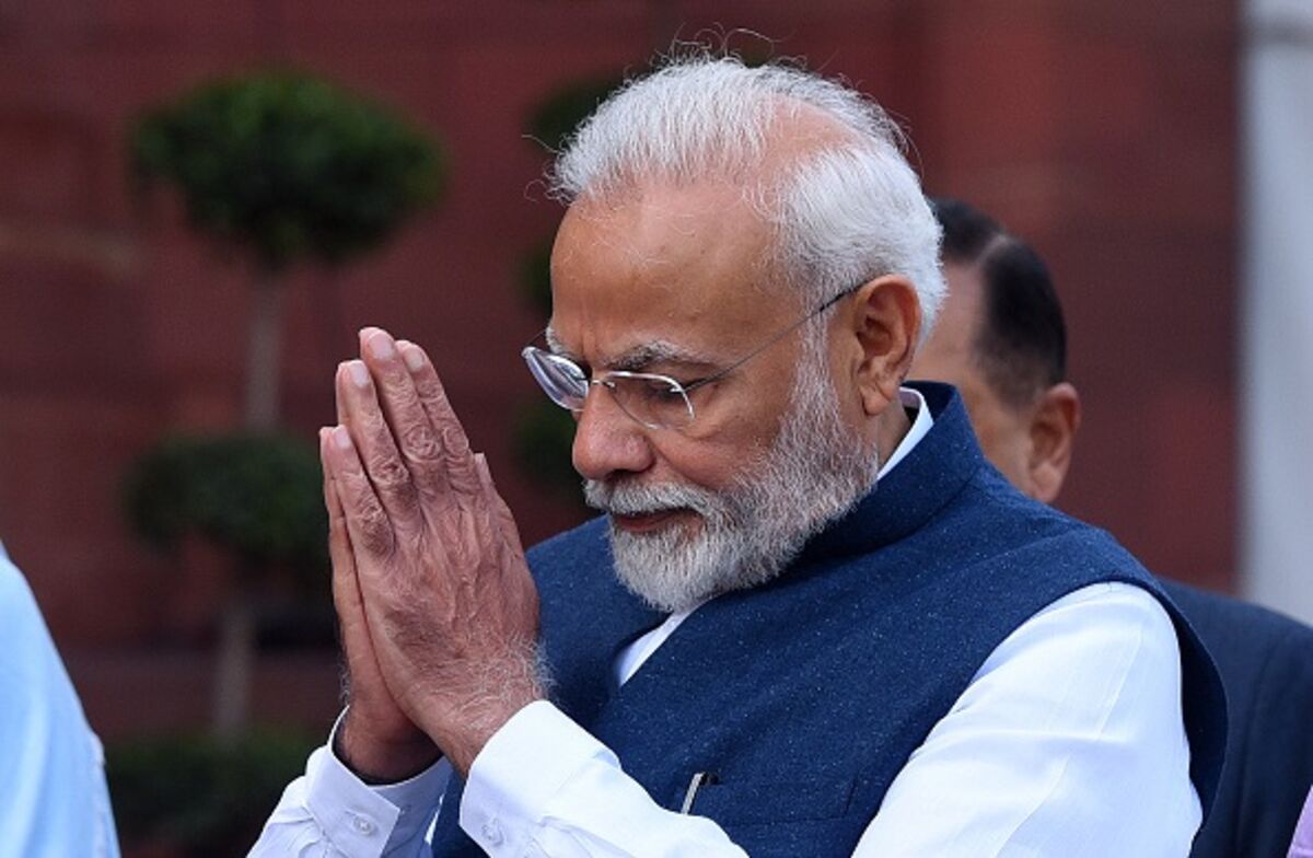 Modi's Budget Lures Foreign Capital But Does Little for Indians - Bloomberg