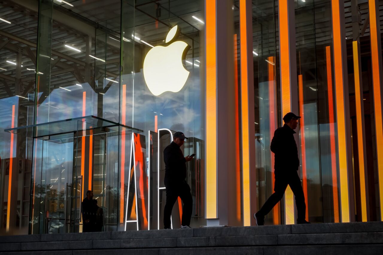 Apple (AAPL) Earnings: Live Q1 2026 Results From iPhone Maker - Bloomberg