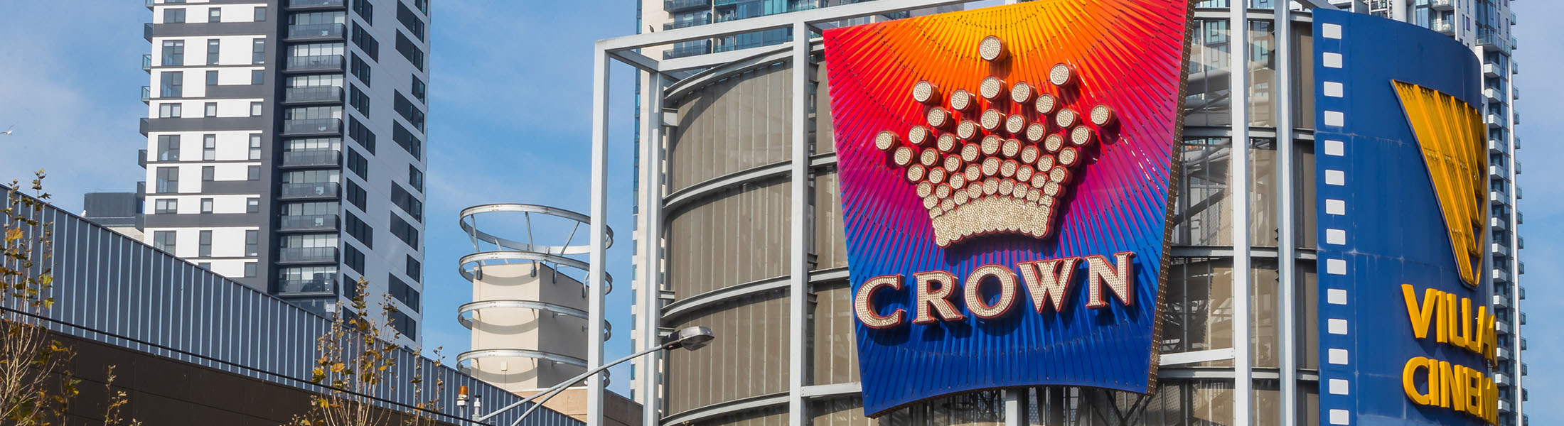 Crown Hit by Slot-Machine Tampering Claims After China Turmoil - Bloomberg