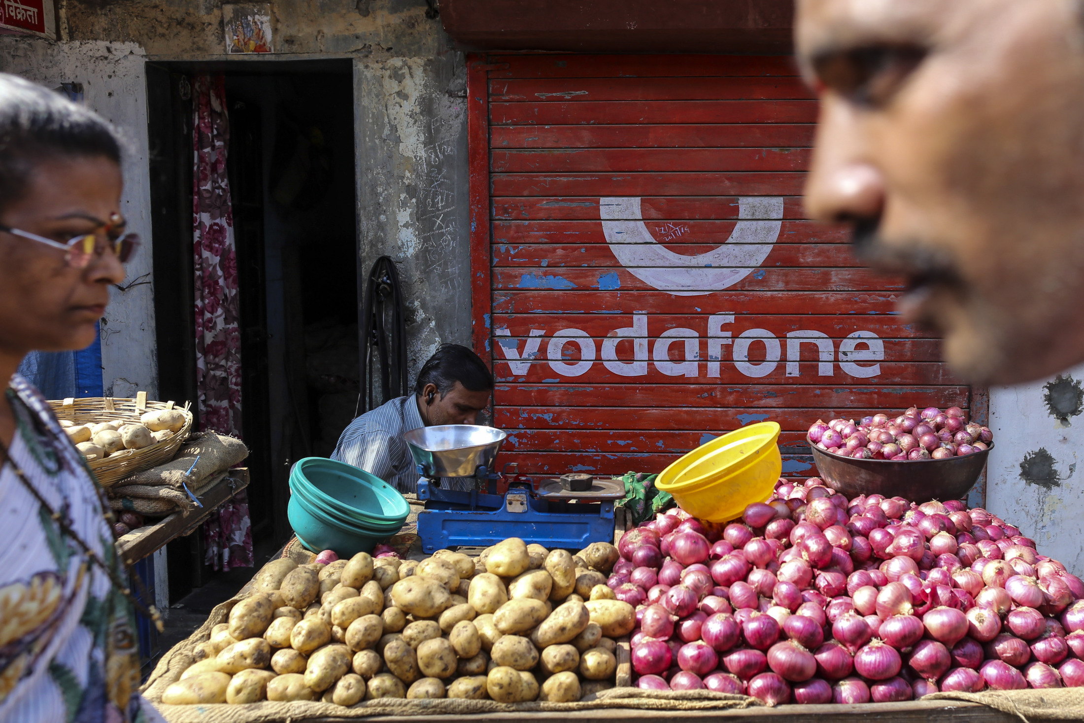 Tax Move May Not Be Enough to Repair India’s Bad Reputation on Telcos ...