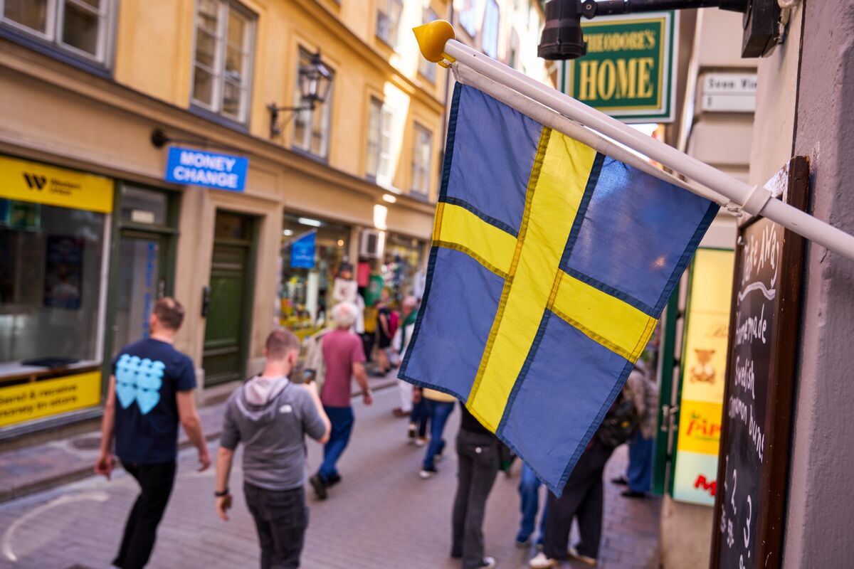 Sweden Core Inflation Drops to 1.1%, Supporting Riksbank Rate Pause ...